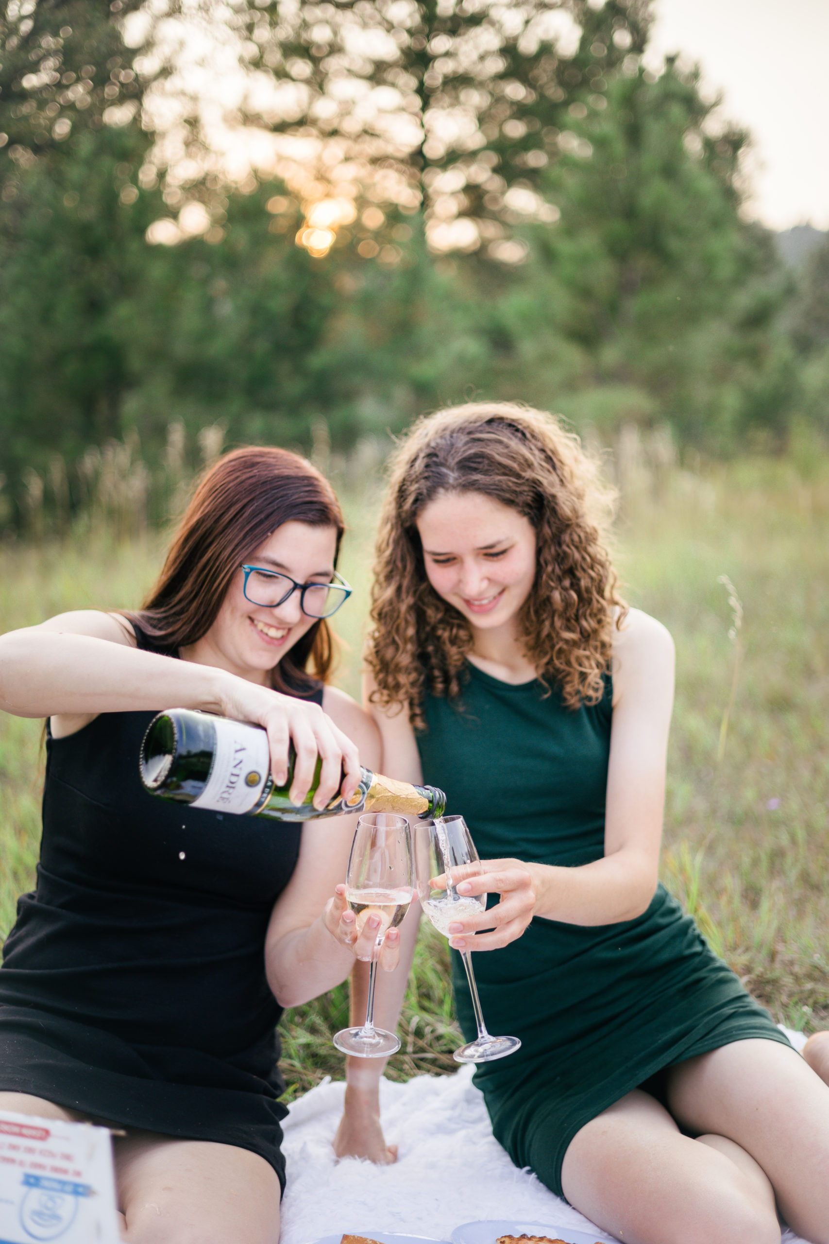 2022 Graduates Amanda + Maureen - Wandering Wilde Media