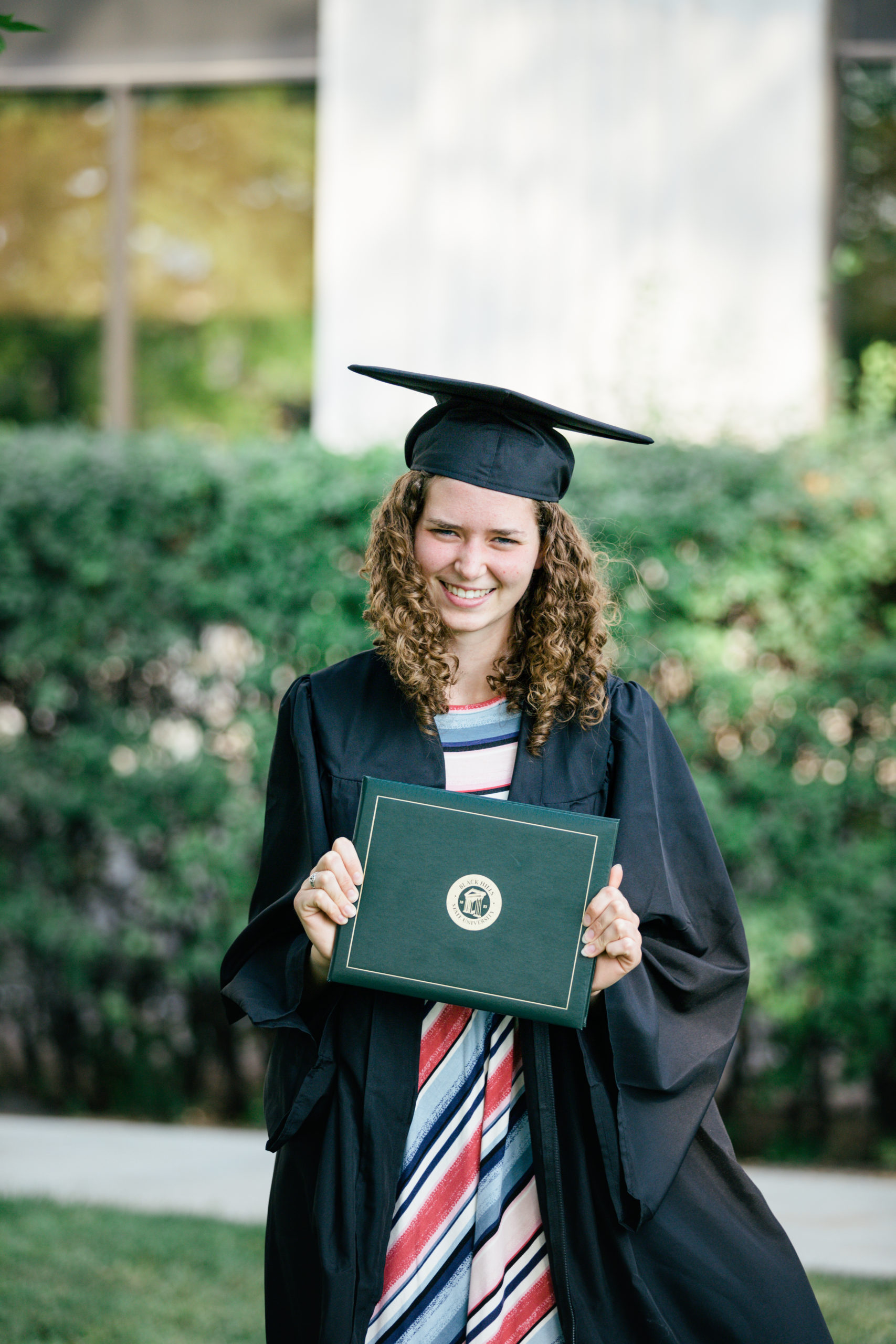 2022 Graduates Amanda + Maureen - Wandering Wilde Media