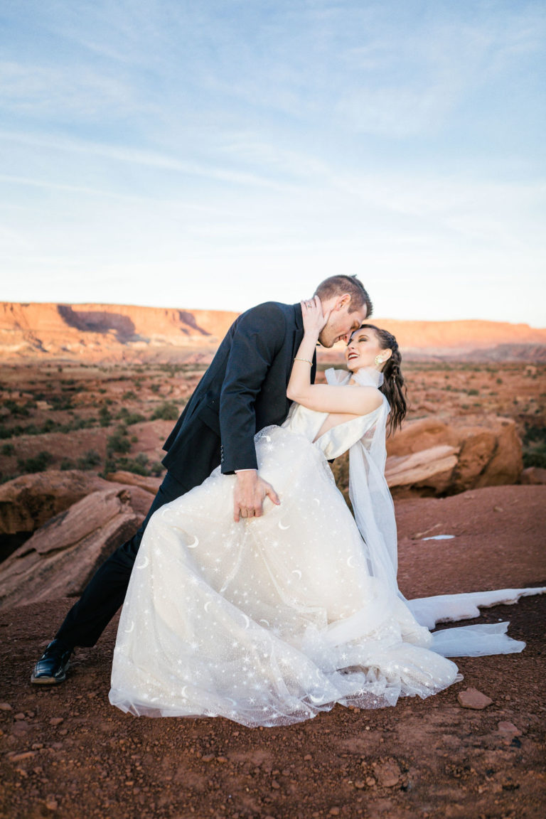 Tips On Planning A Destination Elopement in Utah - Wandering Wilde Media