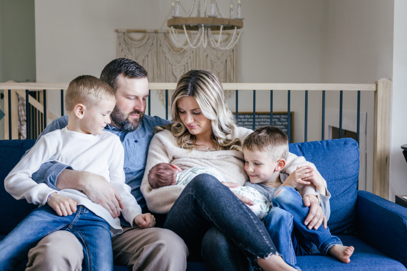 Spearfish Family Photos Welcoming New Baby - Wandering Wilde Media